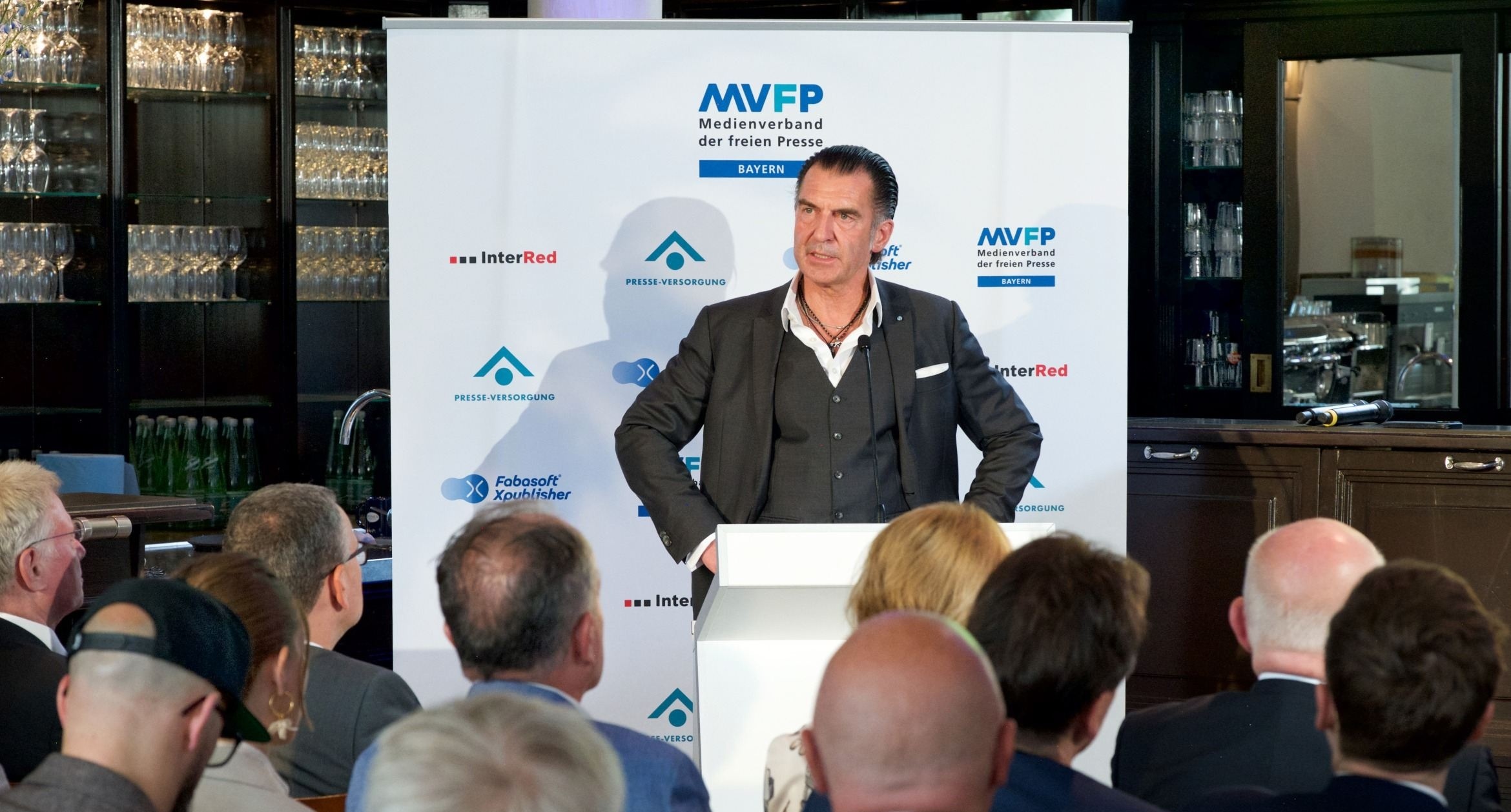 Wie drastisch Philipp Welte vor KI warnt: „Google drückt uns die Luft ab“