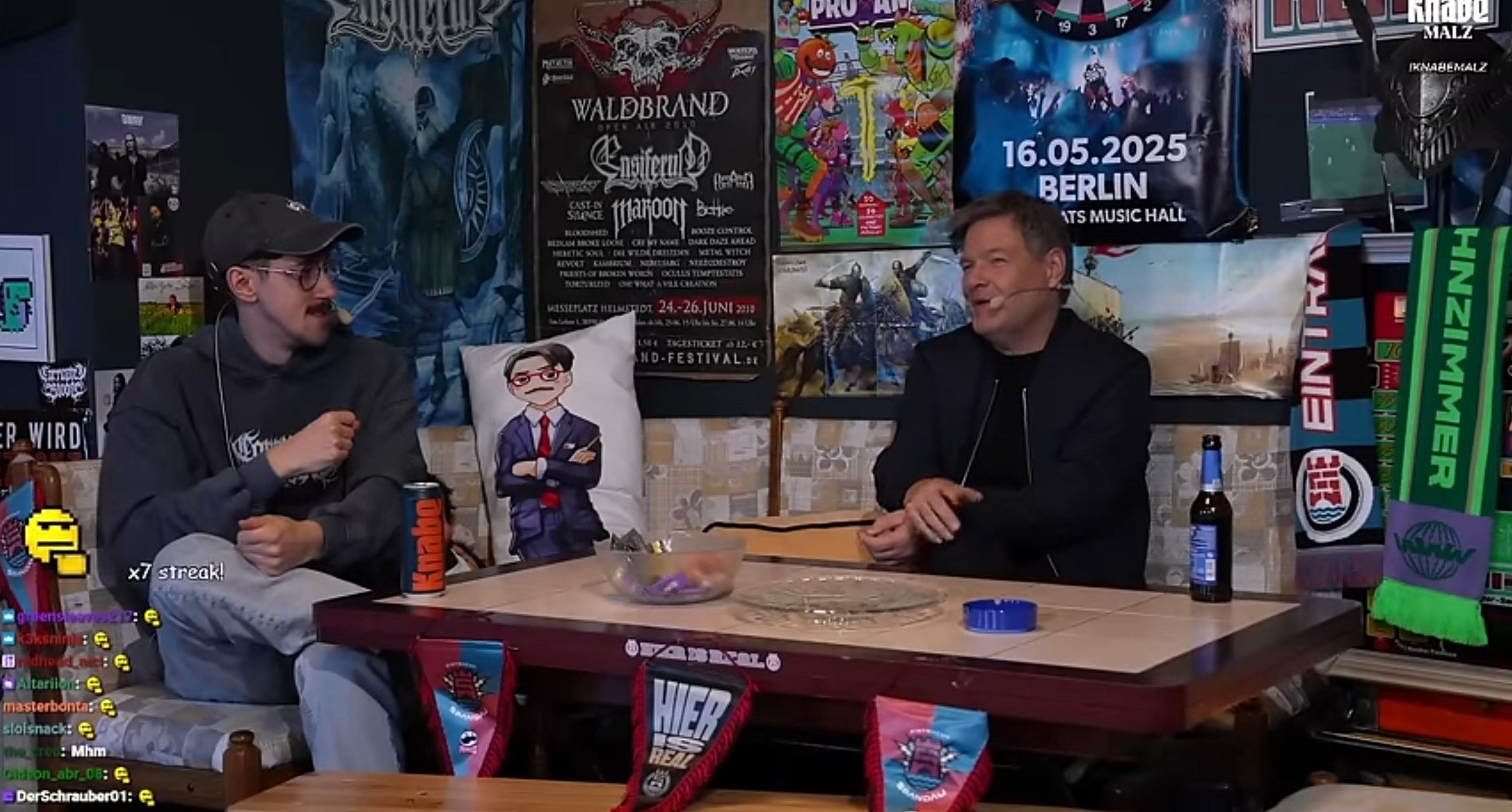 Bis zu 51.000 Leute sehen Robert Habeck im Twitch-Stream von "HandOfBlood"