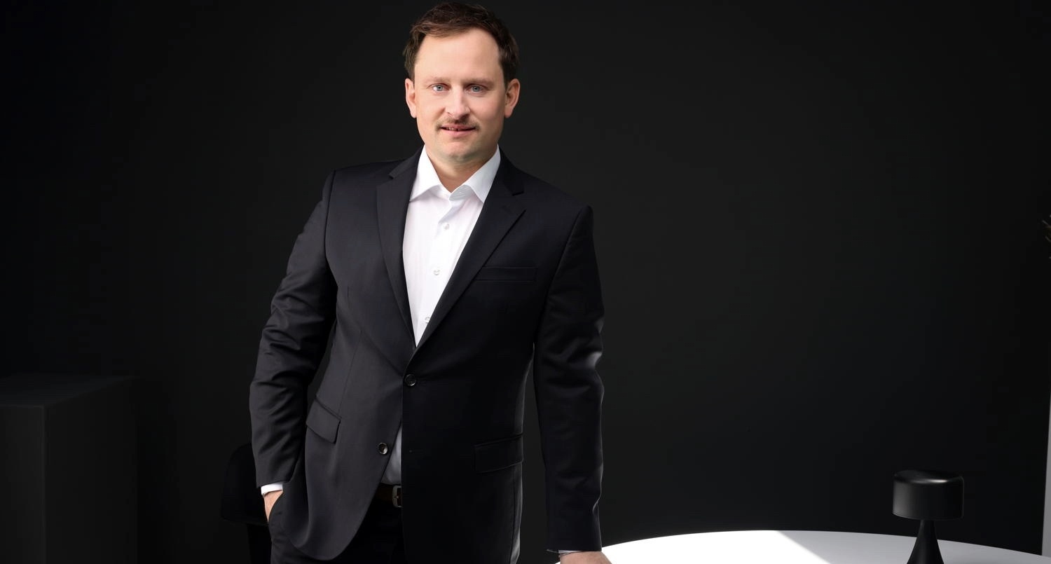 Philipp Winkens steigt bei Burda zum Digital Director Health auf – Jens ...