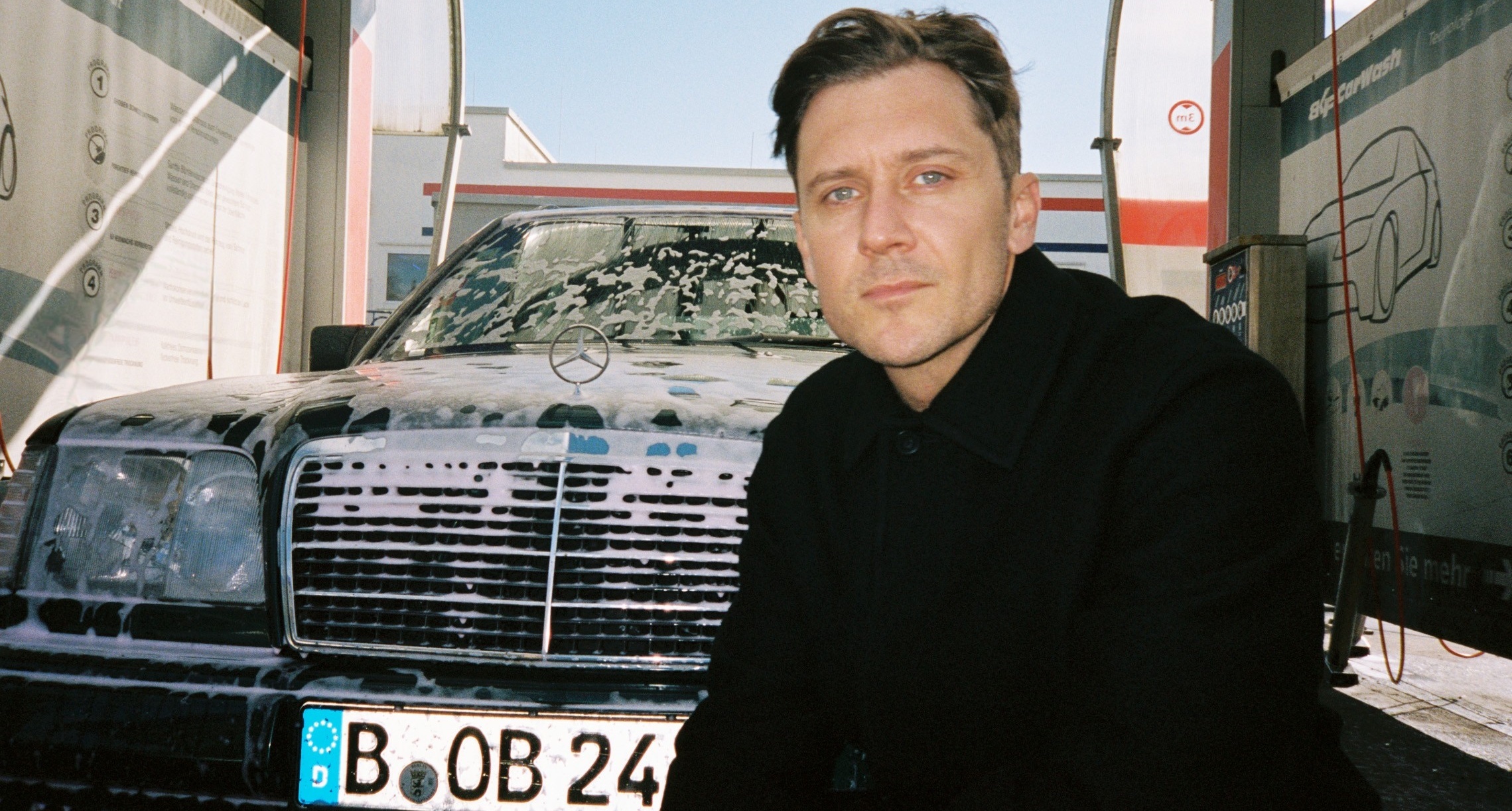 Antoni Garage baut Kreativspitze mit Henrik Edelbring um