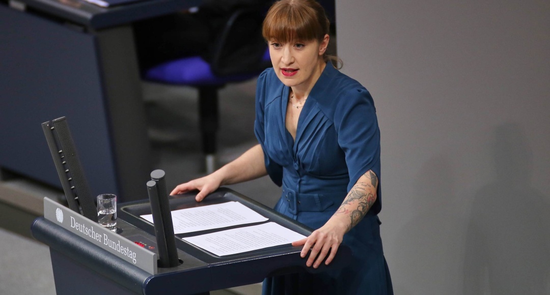 Wie eine Bundestagsrede die Linken-Spitzenkandidatin Heidi Reichinnek ...