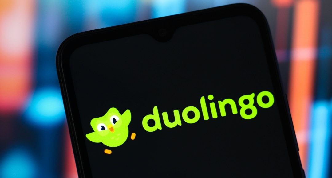 Sprachlern-App Duolingo geht mit Kampagne von Monks ins Werbefernsehen